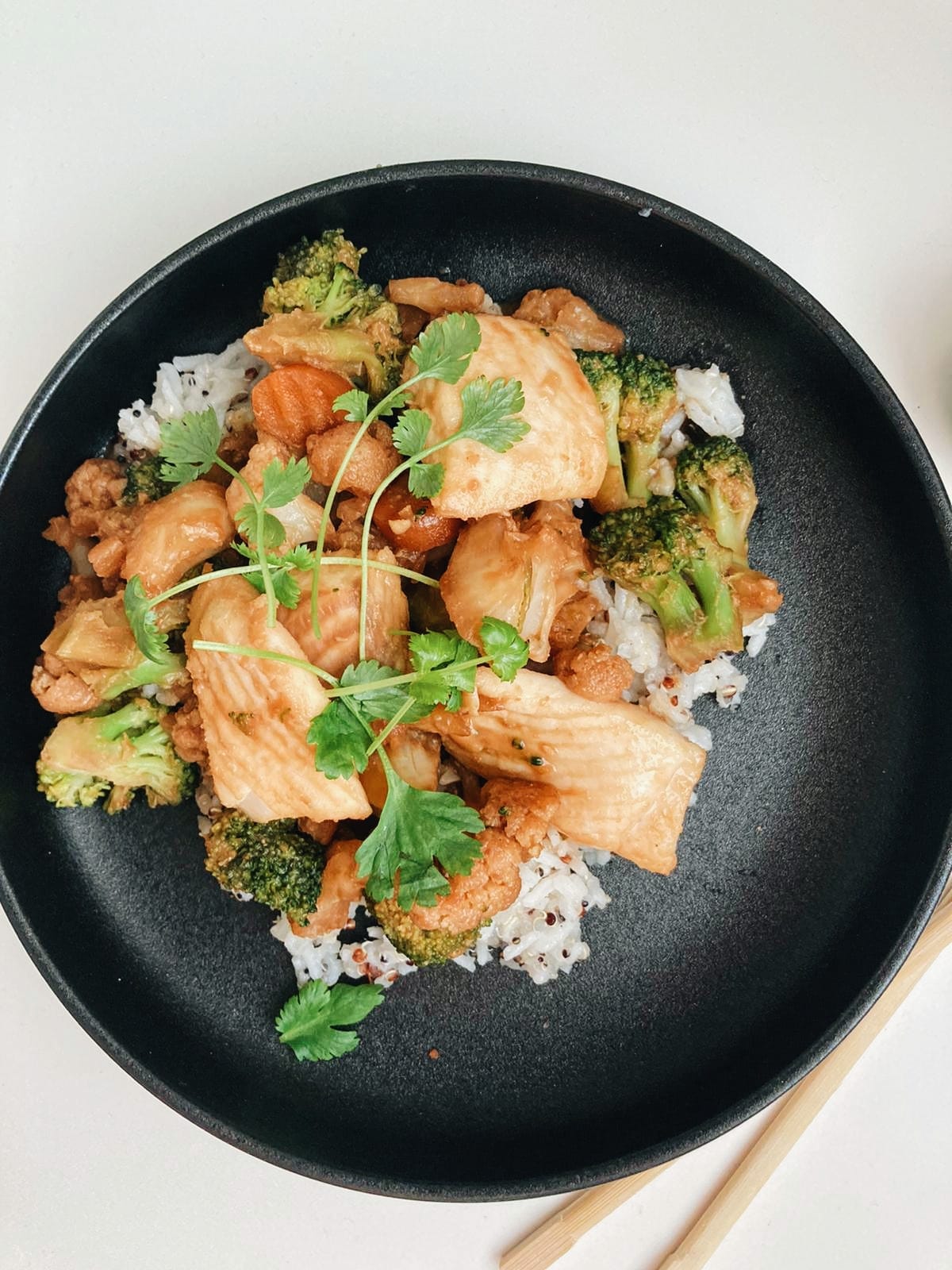 Aasialainen miso wokki - foodbytwins